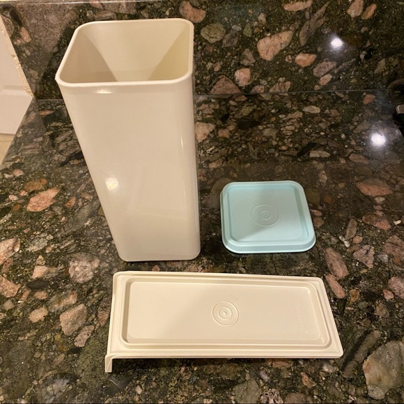 Tupperware | Kitchen | Vintage Tupperware Velveeta Cheese Keeper 696 ...